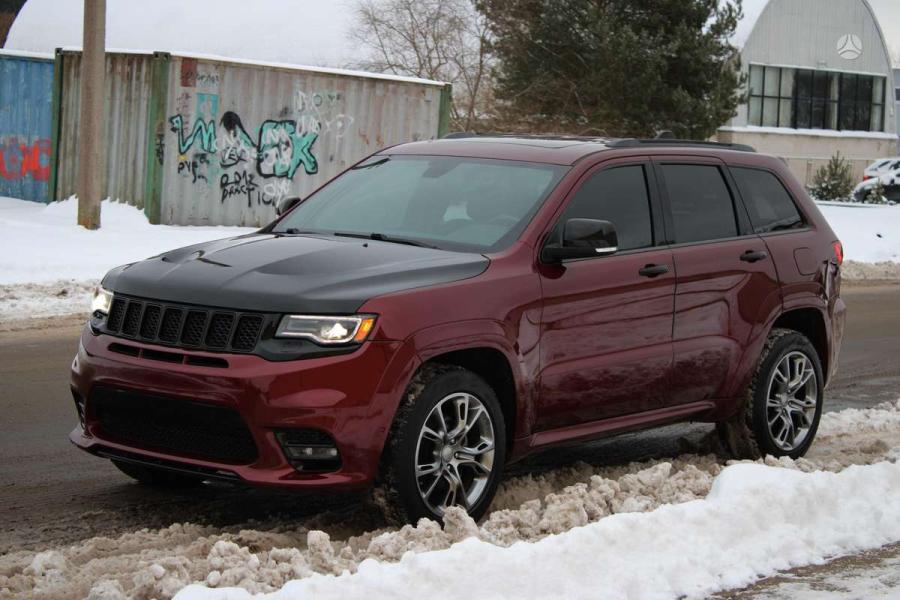 Sarkans Jeep Grand Cherokee 2021 Viļņa, ar dzinēja tilpumu 3.60 L un nobraukumu 52 tūkst. km par 20222 €, foto 3 vietnē AUTOMOTO.COM.LV