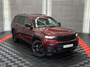 Red Jeep Grand Cherokee 2021 in Kaunas, with an engine capacity of 3.60 L and mileage of 74 thousand km for 28500 €, photo 2 on AUTOMOTO.COM.LV