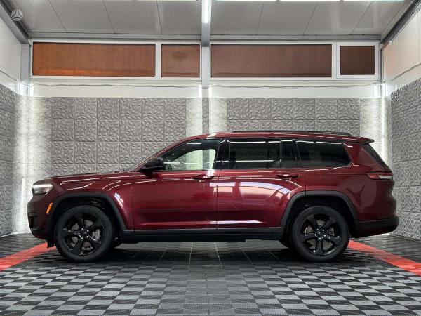 Sarkans Jeep Grand Cherokee 2021 Kauņa, ar dzinēja tilpumu 3.60 L un nobraukumu 74 tūkst. km par 28500 €, foto 4 vietnē AUTOMOTO.COM.LV