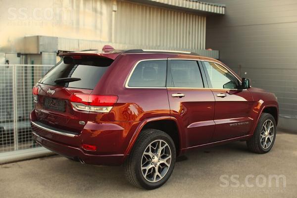 Red Jeep Grand Cherokee 2021 in Riga, with an engine capacity of 3.00 L and mileage of 0 thousand km for 21850 €, photo 6 on AUTOMOTO.COM.LV