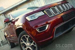 Red Jeep Grand Cherokee 2021 in Riga, with an engine capacity of 3.00 L and mileage of 0 thousand km for 21850 €, photo 15 on AUTOMOTO.COM.LV