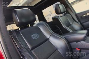 Red Jeep Grand Cherokee 2021 in Riga, with an engine capacity of 3.00 L and mileage of 0 thousand km for 21850 €, photo 26 on AUTOMOTO.COM.LV