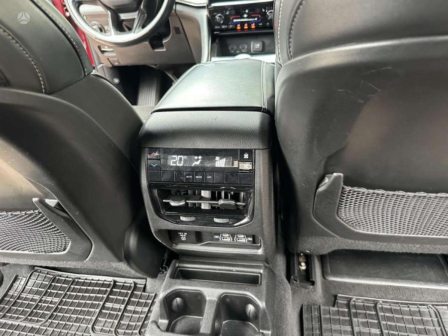Красный Джип Гранд Чероки 2021 в Вилкавишкис, объемом двигателя 3.60 л и пробегом 85 тыс. км за 25400 €, фото 21 на AUTOMOTO.COM.LV