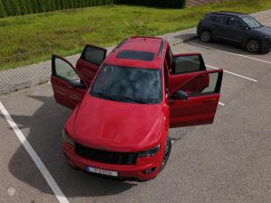 Red Jeep Grand Cherokee 2021 in Klaipeda, with an engine capacity of 3.60 L and mileage of 124 thousand km for 21000 €, photo 16 on AUTOMOTO.COM.LV