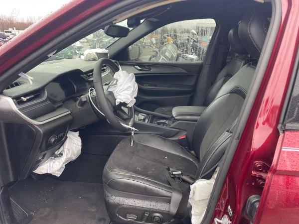 Sarkans Jeep Grand Cherokee 2023 Ukmergė, ar dzinēja tilpumu 3.60 L un nobraukumu 23 tūkst. km par 16490 €, foto 11 vietnē AUTOMOTO.COM.LV