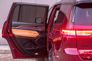Red Jeep Grand Cherokee 2024 in Klaipeda, with an engine capacity of 5.65 L and mileage of 12 thousand km for 68600 €, photo 19 on AUTOMOTO.COM.LV