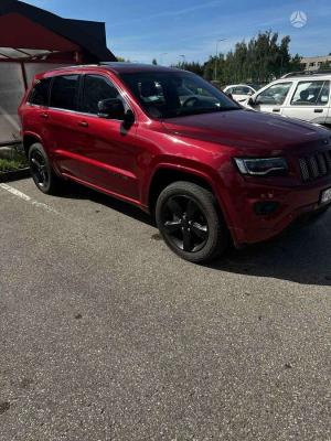 Red Jeep Grand Cherokee 2015 in Vilnius, with an engine capacity of 3.60 L and mileage of 193 thousand km for 14300 €, photo 4 on AUTOMOTO.COM.LV