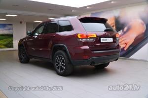 Jeep Grand Cherokee 2017 in Tallinn, with an engine capacity of 3.00 L and mileage of 140 thousand km for 22500 €, photo 6 on AUTOMOTO.COM.LV