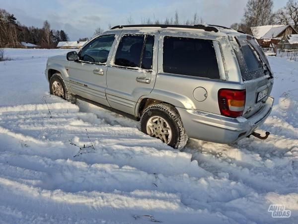 Jeep Grand Cherokee 2004 in Vilnius, with an engine capacity of 2.70 L and mileage of 303 thousand km for 4100 €, photo 2 on AUTOMOTO.COM.LV