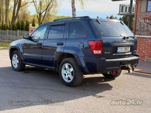 Jeep Grand Cherokee 2005 in Tartu, with an engine capacity of 3.70 L and mileage of 260 thousand km for 2499 €, photo 5 on AUTOMOTO.COM.LV