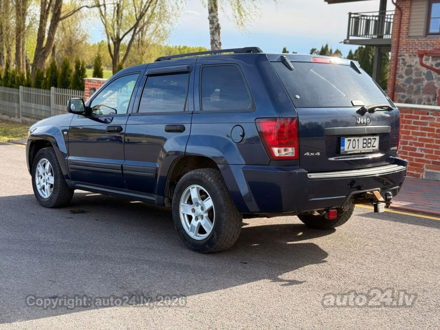 Jeep Grand Cherokee 2005 in Tartu, with an engine capacity of 3.70 L and mileage of 260 thousand km for 2499 €, photo 5 on AUTOMOTO.COM.LV