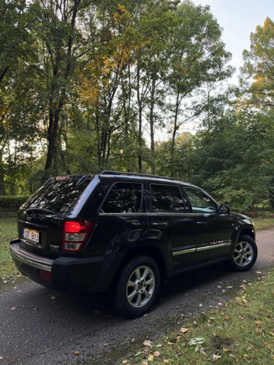 Jeep Grand Cherokee 2005 Kivieli, ar dzinēja tilpumu 3.00 L un nobraukumu 277 tūkst. km par 2950 €, foto 5 vietnē AUTOMOTO.COM.LV