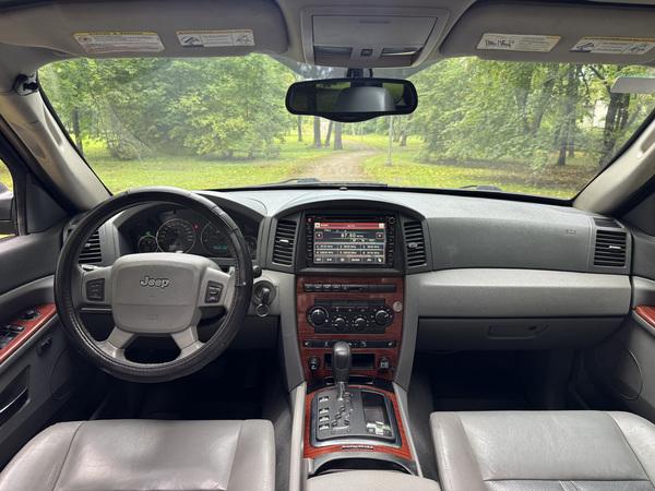 Джип Гранд Чероки 2005 в Кивиыли на AUTOMOTO.COM.LV Джип Гранд Чероки 2005 в Кивиыли, объемом двигателя 3.00 л и пробегом 277 тыс. км за 2950 €, фото 8 на AUTOMOTO.COM.LV
