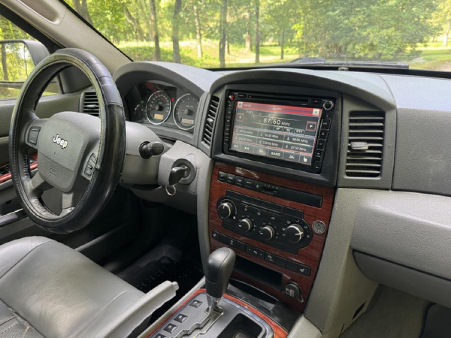 Jeep Grand Cherokee 2005 Kivieli, ar dzinēja tilpumu 3.00 L un nobraukumu 277 tūkst. km par 2950 €, foto 12 vietnē AUTOMOTO.COM.LV