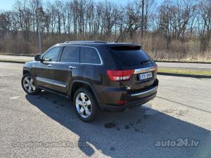 Jeep Grand Cherokee 2012 Tallina, ar dzinēja tilpumu 3.00 L un nobraukumu 362 tūkst. km par 5500 €, foto 9 vietnē AUTOMOTO.COM.LV