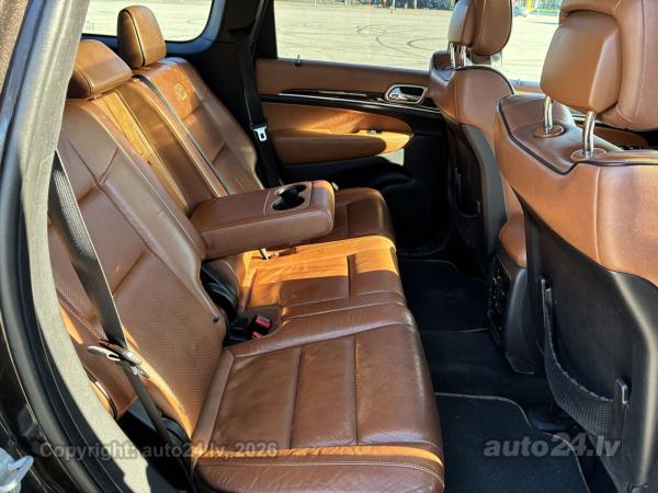 Jeep Grand Cherokee 2012 Tallina, ar dzinēja tilpumu 3.00 L un nobraukumu 362 tūkst. km par 5500 €, foto 10 vietnē AUTOMOTO.COM.LV