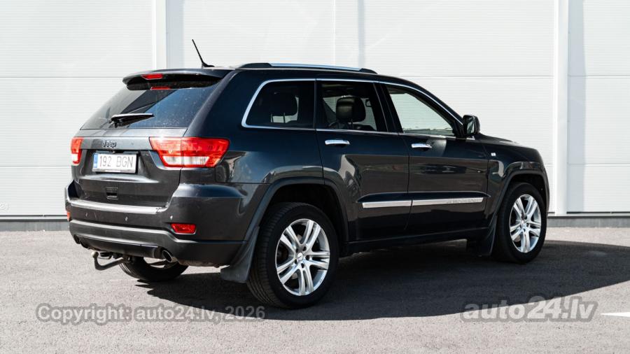 Jeep Grand Cherokee 2012 in Tallinn, with an engine capacity of 3.00 L and mileage of 299 thousand km for 10900 €, photo 7 on AUTOMOTO.COM.LV
