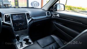 Jeep Grand Cherokee 2012 in Tallinn, with an engine capacity of 3.00 L and mileage of 299 thousand km for 10900 €, photo 20 on AUTOMOTO.COM.LV