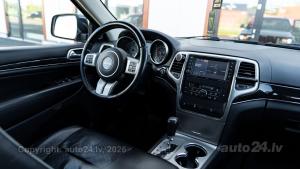 Jeep Grand Cherokee 2012 in Tallinn, with an engine capacity of 3.00 L and mileage of 299 thousand km for 10900 €, photo 23 on AUTOMOTO.COM.LV