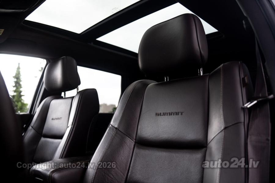 Jeep Grand Cherokee 2014 Tallina, ar dzinēja tilpumu 3.00 L un nobraukumu 299 tūkst. km par 7999 €, foto 6 vietnē AUTOMOTO.COM.LV
