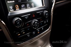 Jeep Grand Cherokee 2014 Tallina, ar dzinēja tilpumu 3.00 L un nobraukumu 299 tūkst. km par 7999 €, foto 11 vietnē AUTOMOTO.COM.LV