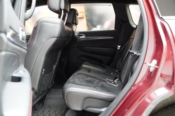 Jeep Grand Cherokee 2017 Peetri, ar dzinēja tilpumu 3.00 L un nobraukumu 140 tūkst. km par 19900 €, foto 9 vietnē AUTOMOTO.COM.LV