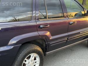 Violets Jeep Grand Cherokee 2000 Rīga, ar dzinēja tilpumu 3.10 L un nobraukumu 0 tūkst. km par 9900 €, foto 11 vietnē AUTOMOTO.COM.LV