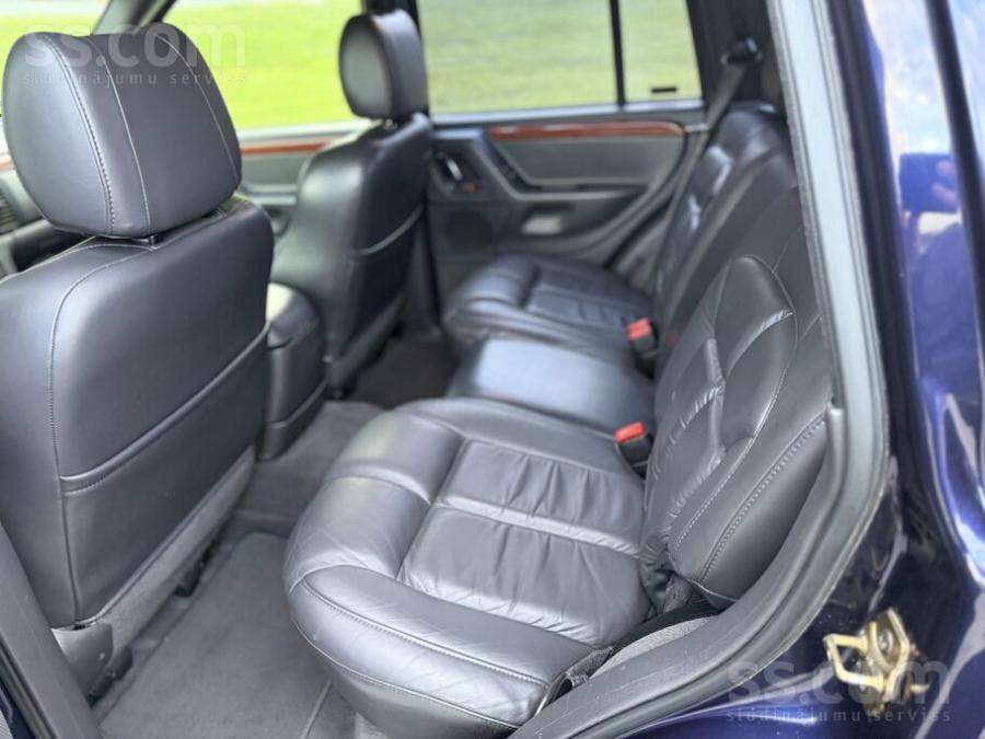 Violets Jeep Grand Cherokee 2000 Rīga, ar dzinēja tilpumu 3.10 L un nobraukumu 0 tūkst. km par 9900 €, foto 15 vietnē AUTOMOTO.COM.LV