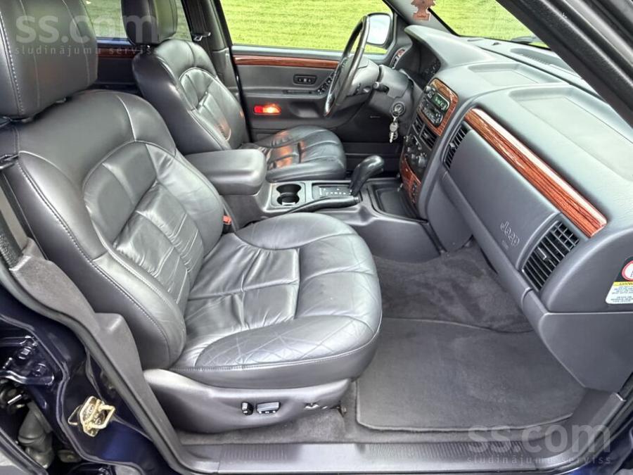 Violets Jeep Grand Cherokee 2000 Rīga, ar dzinēja tilpumu 3.10 L un nobraukumu 0 tūkst. km par 9900 €, foto 18 vietnē AUTOMOTO.COM.LV