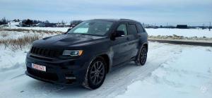 Violets Jeep Grand Cherokee 2019 Kretinga, ar dzinēja tilpumu 3.60 L un nobraukumu 154 tūkst. km par 22300 €, foto 2 vietnē AUTOMOTO.COM.LV