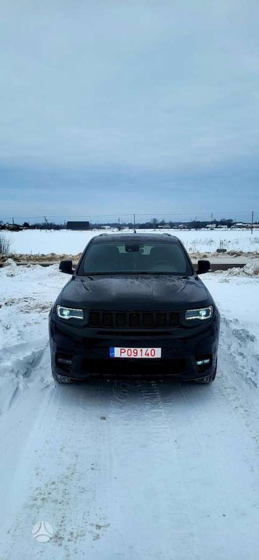 Violets Jeep Grand Cherokee 2019 Kretinga, ar dzinēja tilpumu 3.60 L un nobraukumu 154 tūkst. km par 22300 €, foto 3 vietnē AUTOMOTO.COM.LV