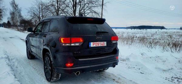 Violets Jeep Grand Cherokee 2019 Kretinga, ar dzinēja tilpumu 3.60 L un nobraukumu 154 tūkst. km par 22300 €, foto 7 vietnē AUTOMOTO.COM.LV
