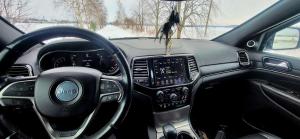 Violets Jeep Grand Cherokee 2019 Kretinga, ar dzinēja tilpumu 3.60 L un nobraukumu 154 tūkst. km par 22300 €, foto 17 vietnē AUTOMOTO.COM.LV