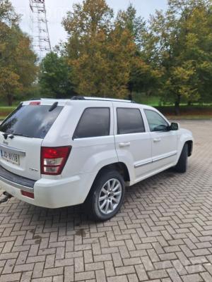 Balts Jeep Grand Cherokee 2007 Valmiera, ar dzinēja tilpumu 3.00 L un nobraukumu 414 tūkst. km par 3950 €, foto 5 vietnē AUTOMOTO.COM.LV