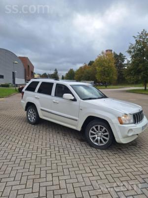 Balts Jeep Grand Cherokee 2007 Valmiera, ar dzinēja tilpumu 3.00 L un nobraukumu 414 tūkst. km par 3950 €, foto 6 vietnē AUTOMOTO.COM.LV
