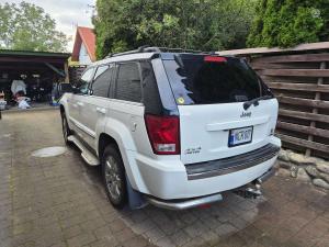 Balts Jeep Grand Cherokee 2008 Viļņa, ar dzinēja tilpumu 5.65 L un nobraukumu 304 tūkst. km par 7500 €, foto 4 vietnē AUTOMOTO.COM.LV
