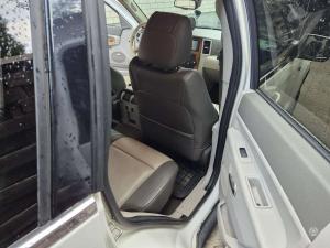 Balts Jeep Grand Cherokee 2008 Viļņa, ar dzinēja tilpumu 5.65 L un nobraukumu 304 tūkst. km par 7500 €, foto 10 vietnē AUTOMOTO.COM.LV