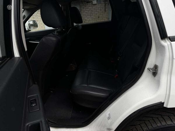 Balts Jeep Grand Cherokee 2010 Ukmergė, ar dzinēja tilpumu 2.99 L un nobraukumu 320 tūkst. km par 2800 €, foto 5 vietnē AUTOMOTO.COM.LV
