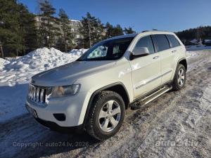 White Jeep Grand Cherokee 2011 in Tallinn, with an engine capacity of 3.00 L and mileage of 253 thousand km for 7000 €, photo 6 on AUTOMOTO.COM.LV
