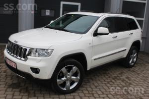 White Jeep Grand Cherokee 2011 in Riga, with an engine capacity of 5.70 L and mileage of 0 thousand km for 11990 €, photo  on AUTOMOTO.COM.LV