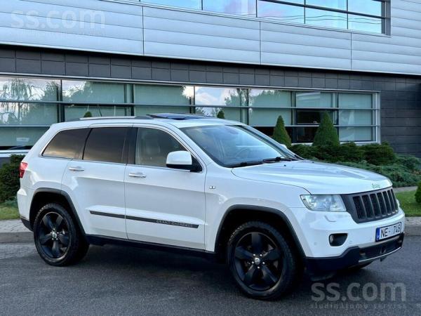 Balts Jeep Grand Cherokee 2011 Rīga, ar dzinēja tilpumu 3.00 L un nobraukumu 259 tūkst. km par 6750 €, foto 9 vietnē AUTOMOTO.COM.LV