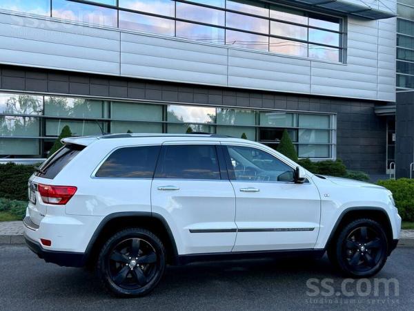 Balts Jeep Grand Cherokee 2011 Rīga, ar dzinēja tilpumu 3.00 L un nobraukumu 259 tūkst. km par 6750 €, foto 11 vietnē AUTOMOTO.COM.LV