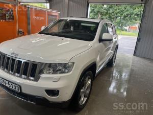 Balts Jeep Grand Cherokee 2012 Rīga, ar dzinēja tilpumu 3.00 L un nobraukumu 285 tūkst. km par 8950 €, foto 3 vietnē AUTOMOTO.COM.LV