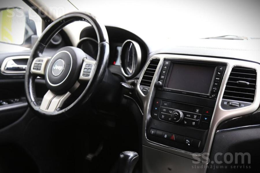 Balts Jeep Grand Cherokee 2012 Rīga, ar dzinēja tilpumu 3.00 L un nobraukumu 420 tūkst. km par 5495 €, foto 11 vietnē AUTOMOTO.COM.LV