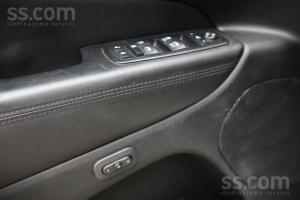 Balts Jeep Grand Cherokee 2012 Rīga, ar dzinēja tilpumu 3.00 L un nobraukumu 420 tūkst. km par 5495 €, foto 17 vietnē AUTOMOTO.COM.LV