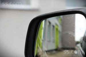 Balts Jeep Grand Cherokee 2012 Rīga, ar dzinēja tilpumu 3.00 L un nobraukumu 420 tūkst. km par 5495 €, foto 23 vietnē AUTOMOTO.COM.LV