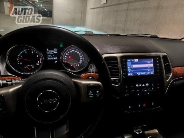 Джип Гранд Чероки 2012 в Вильнюс на AUTOMOTO.COM.LV Белый Джип Гранд Чероки 2012 в Вильнюс, объемом двигателя 3.00 л и пробегом 280 тыс. км за 6500 €, фото 9 на AUTOMOTO.COM.LV
