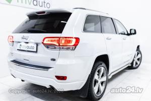 Balts Jeep Grand Cherokee 2013 Tallina, ar dzinēja tilpumu 3.00 L un nobraukumu 196 tūkst. km par 13990 €, foto 6 vietnē AUTOMOTO.COM.LV