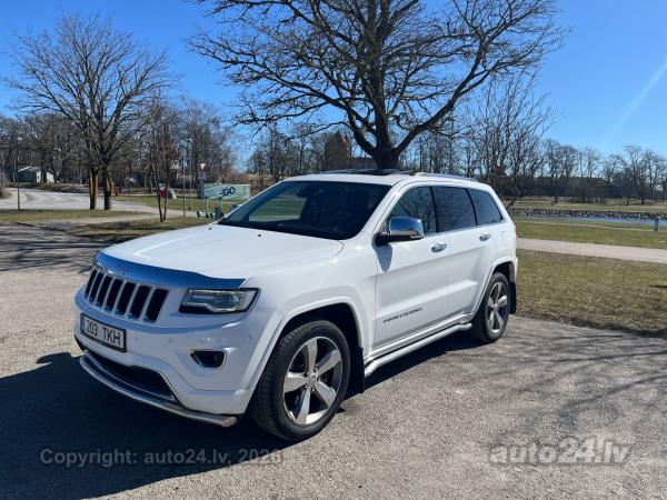 White Jeep Grand Cherokee 2013 in Tallinn, with an engine capacity of 3.00 L and mileage of 198 thousand km for 15990 €, photo 1 on AUTOMOTO.COM.LV