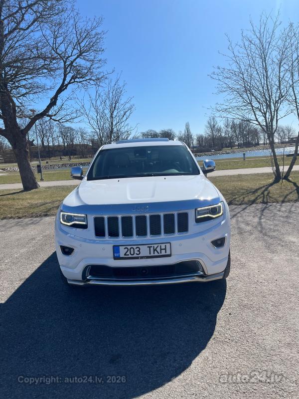 White Jeep Grand Cherokee 2013 in Tallinn, with an engine capacity of 3.00 L and mileage of 198 thousand km for 15990 €, photo 3 on AUTOMOTO.COM.LV